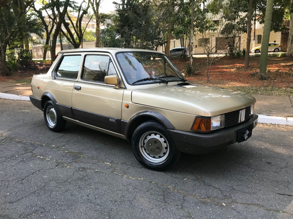 FIAT OGGI CS PIERRE BALMAIN: 1 de 50 – Garagem do Bellote