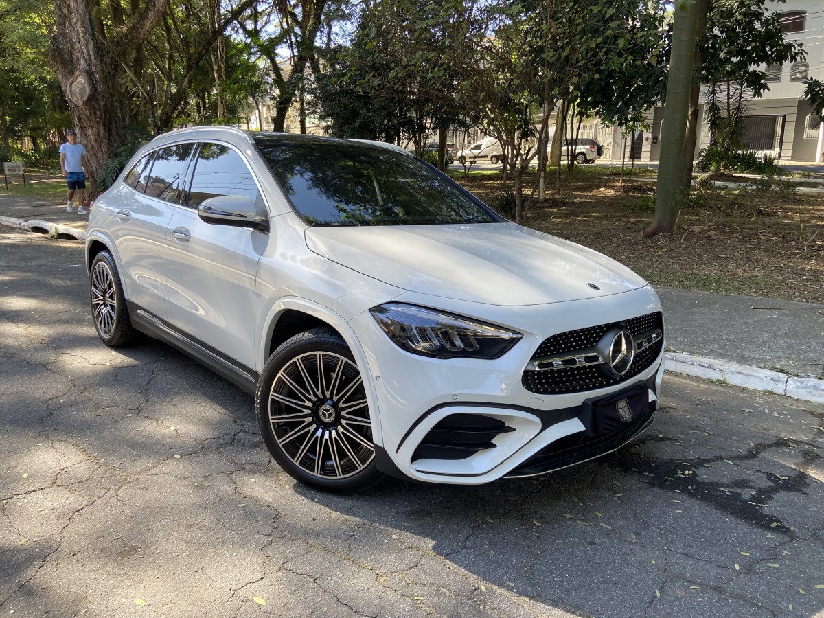 MERCEDES-BENZ GLA 200: versão traz facelift e motor 1.3 turbo – Garagem ...