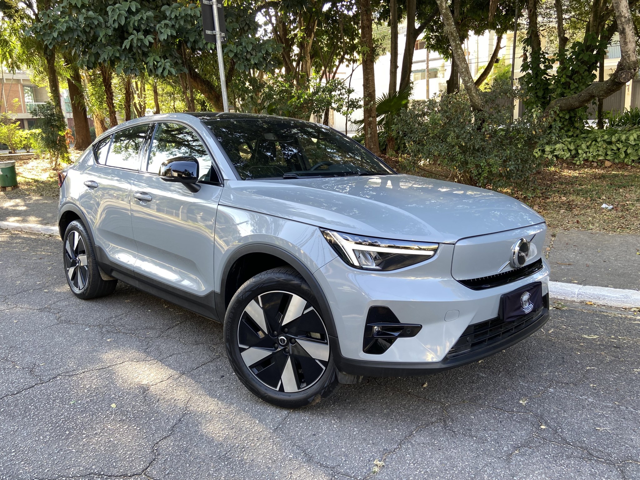 VOLVO C40 PLUS: a opção de motor único com 238 cv dá conta do recado ...