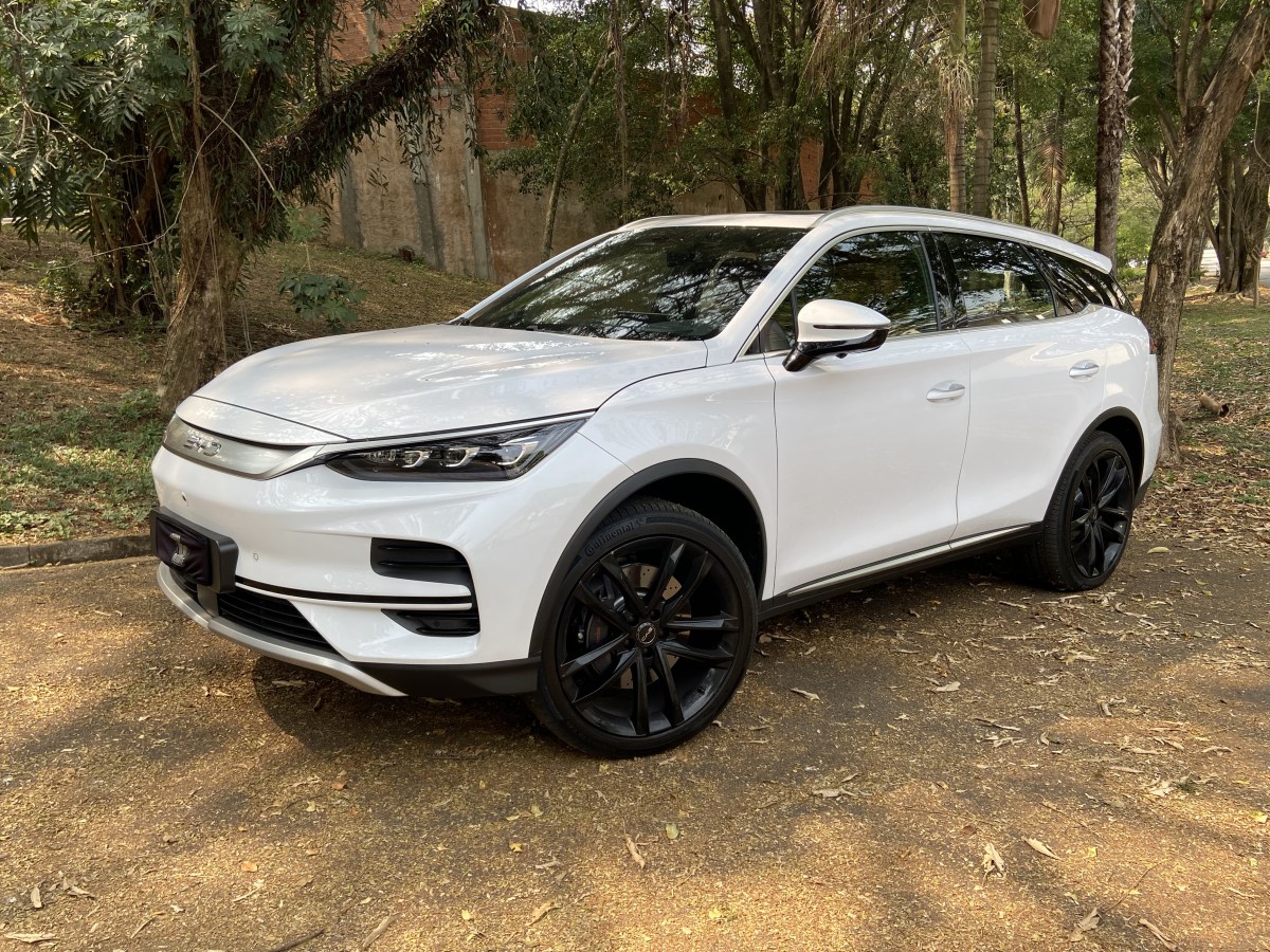 BYD TAN: SUV de luxo traz maior autonomia e suspensão renovada ...