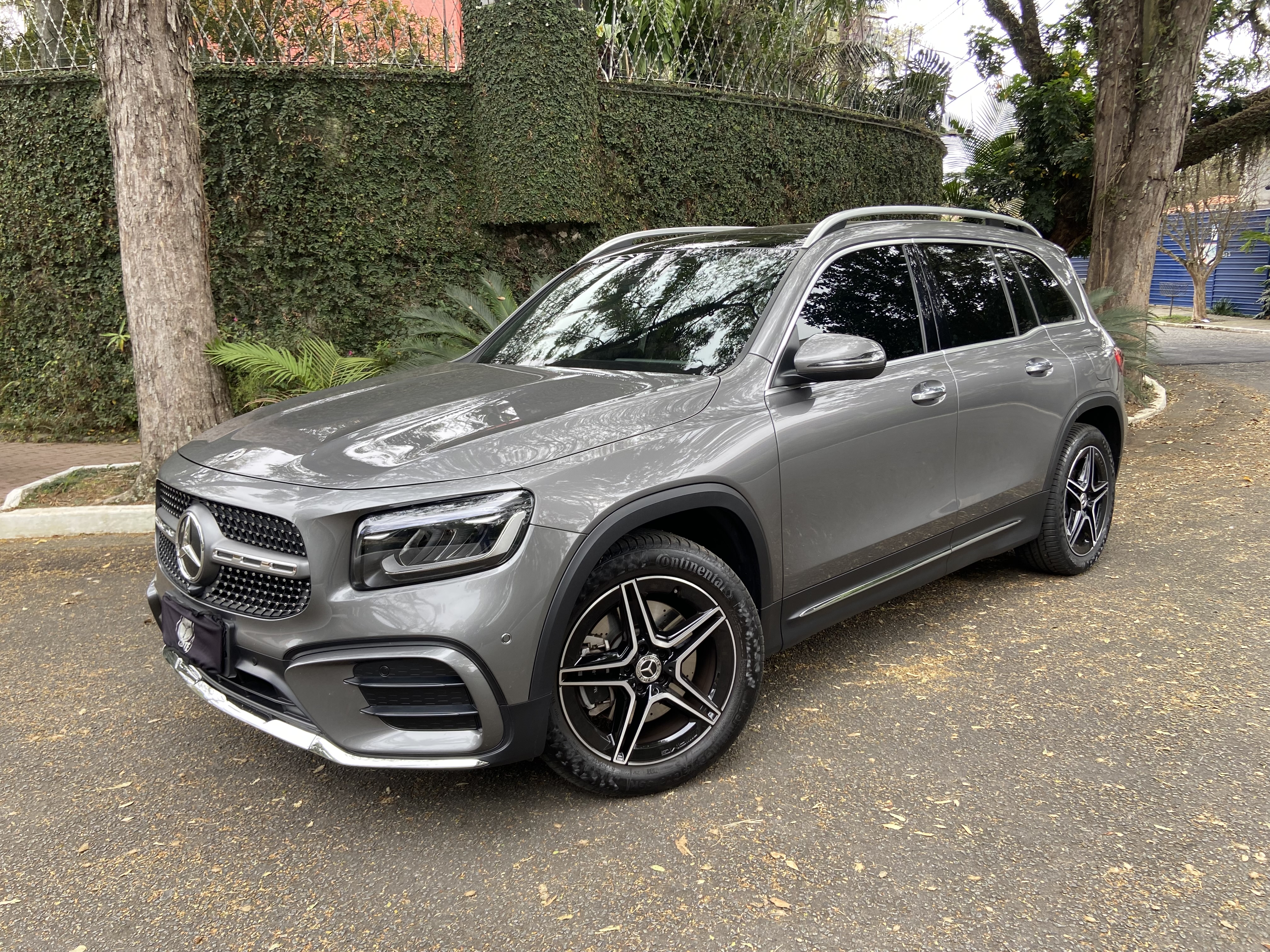 MERCEDES-BENZ GLB 220: mudanças estéticas e 7 lugares deram sobrevida ...